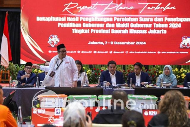 KPU Jakarta Umumkan Hasil Rekapitulasi Pilgub 2024, Saksi Paslon Ridwan Kamil-Suswono Walkout